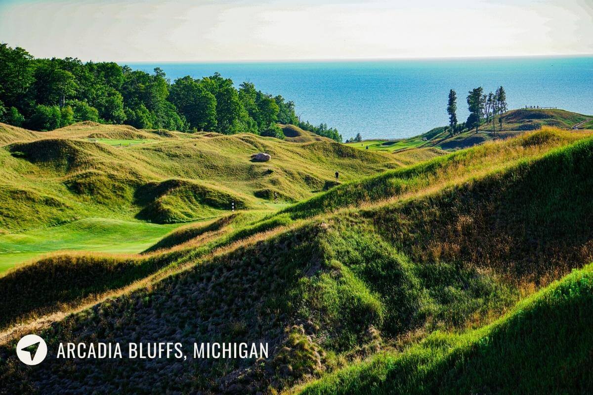 6 Breathtaking Scenic Drives in Michigan