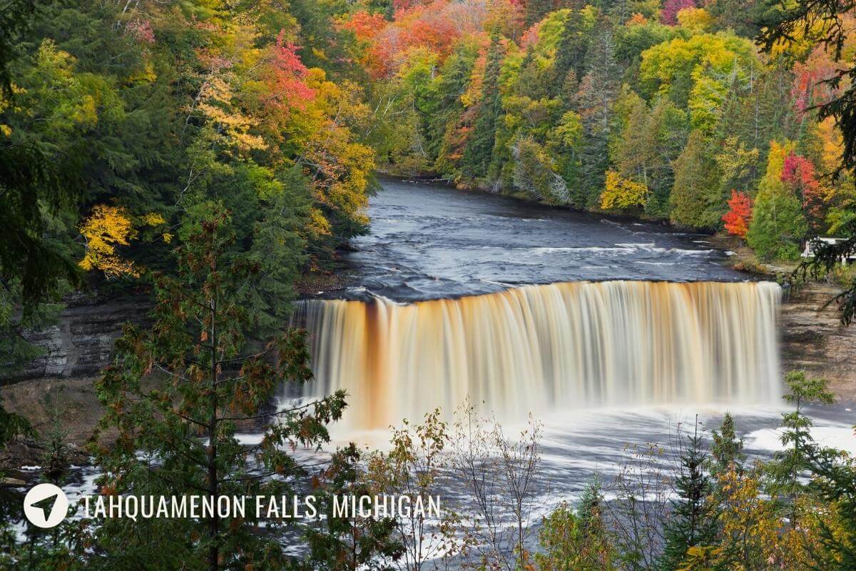 6 Breathtaking Scenic Drives in Michigan