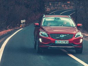 Best Volvo XC40 Roof Box [Buyers Guide]